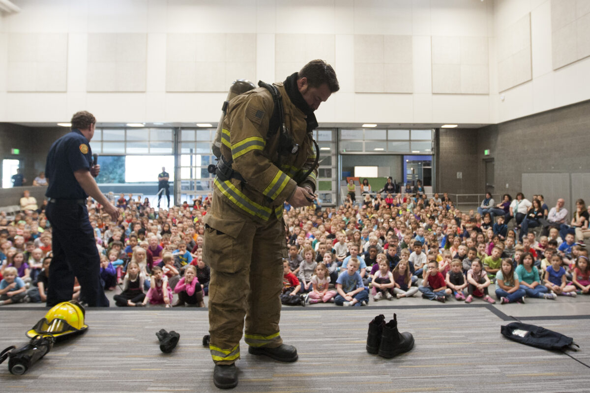 South Davis Metro Fire educates school kids | News, Sports, Jobs ...